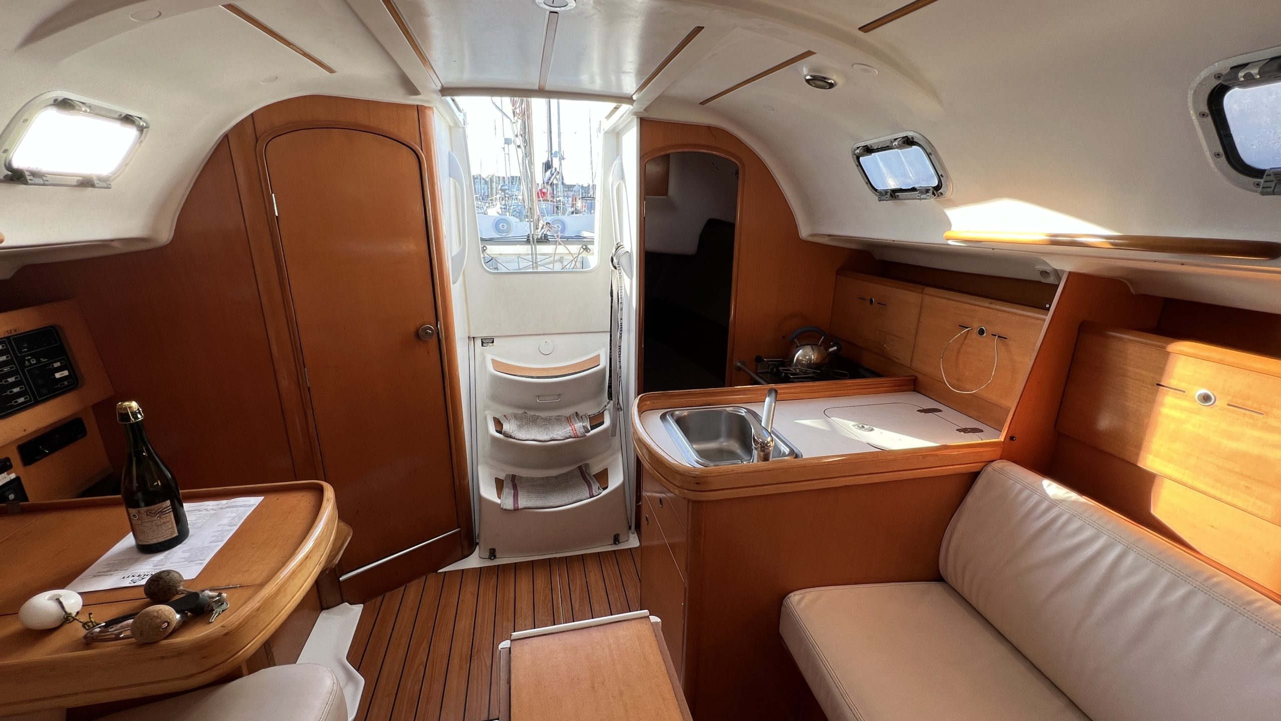 First 31.7 Kakote - Crouesty Location